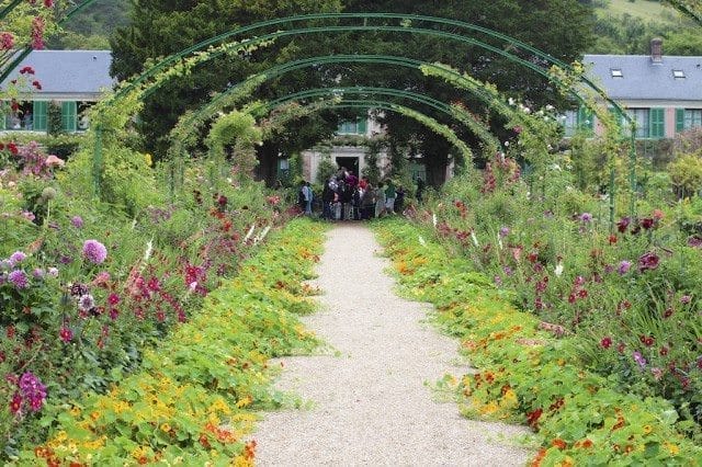 AmaWaterways In Celebration of Wine - Paris & Normandy - River Cruise ...